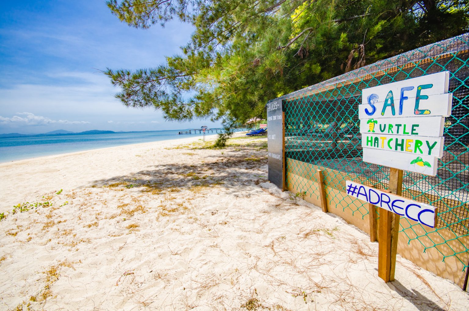 Gallery | Ara Dinawan Island | Best Island | Kota Kinabalu